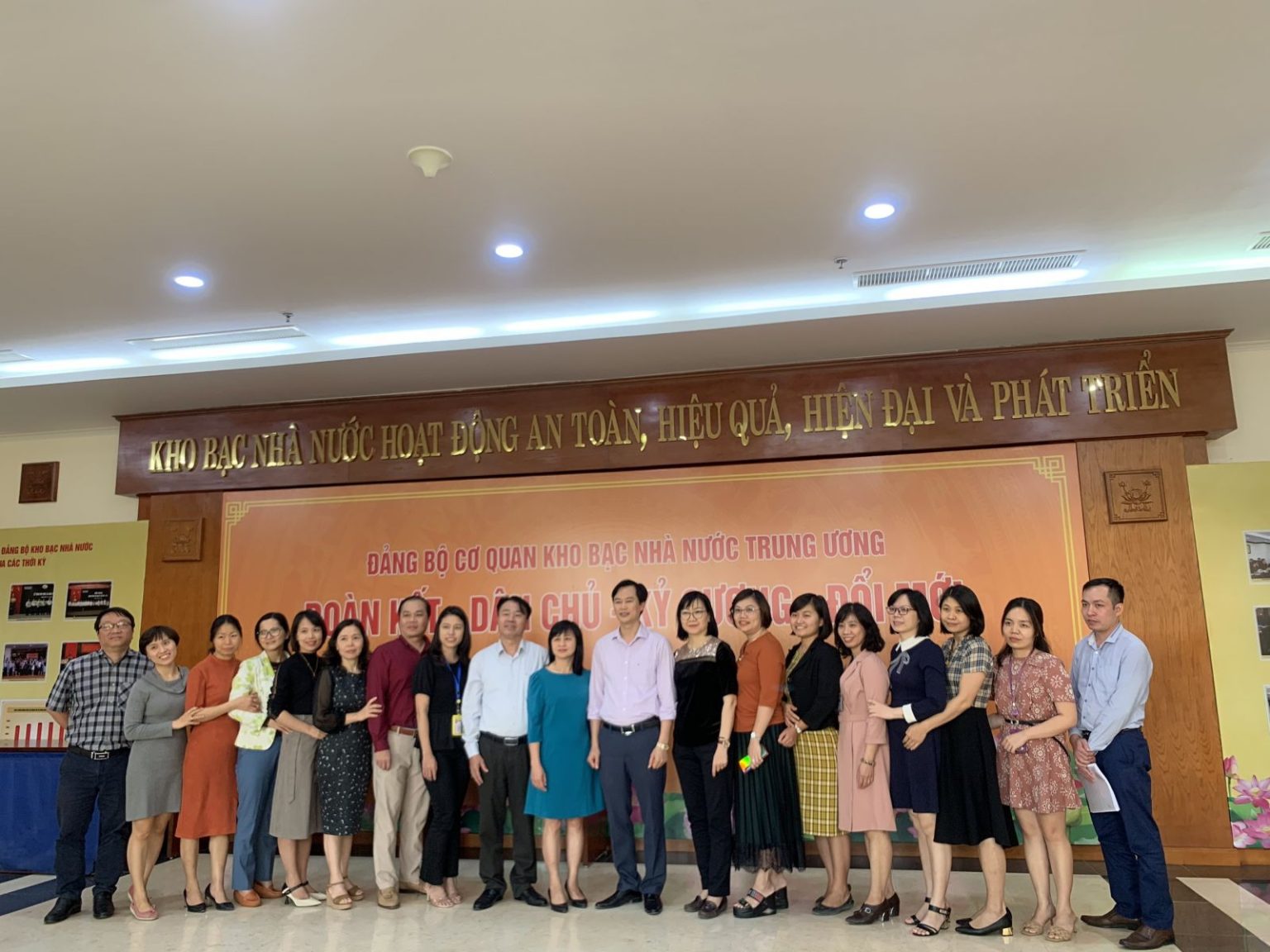 Chương trình học viện công nghệ bkacad đào tạo quốc tế gắn với thực tiễn